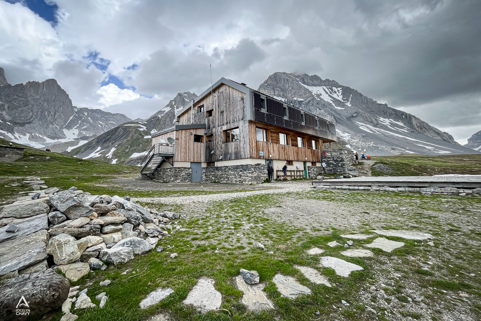 Bivouac or refuge : what’s the best to preserve the environment ...