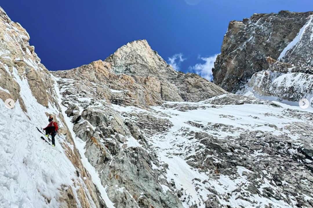 Steep skiing : the north faces of Pic Sans Nom and Ailefroide for ...