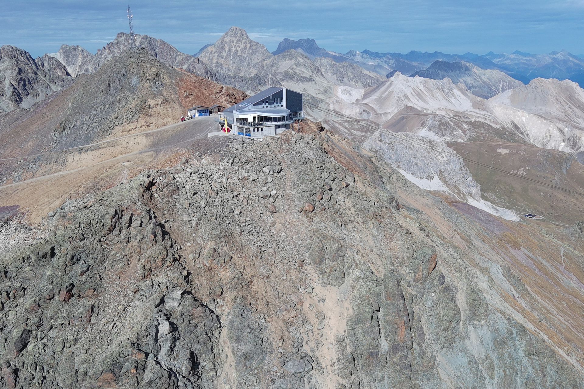 Tragedy at Pobeda Peak: four deaths and a failed rescue mission ...